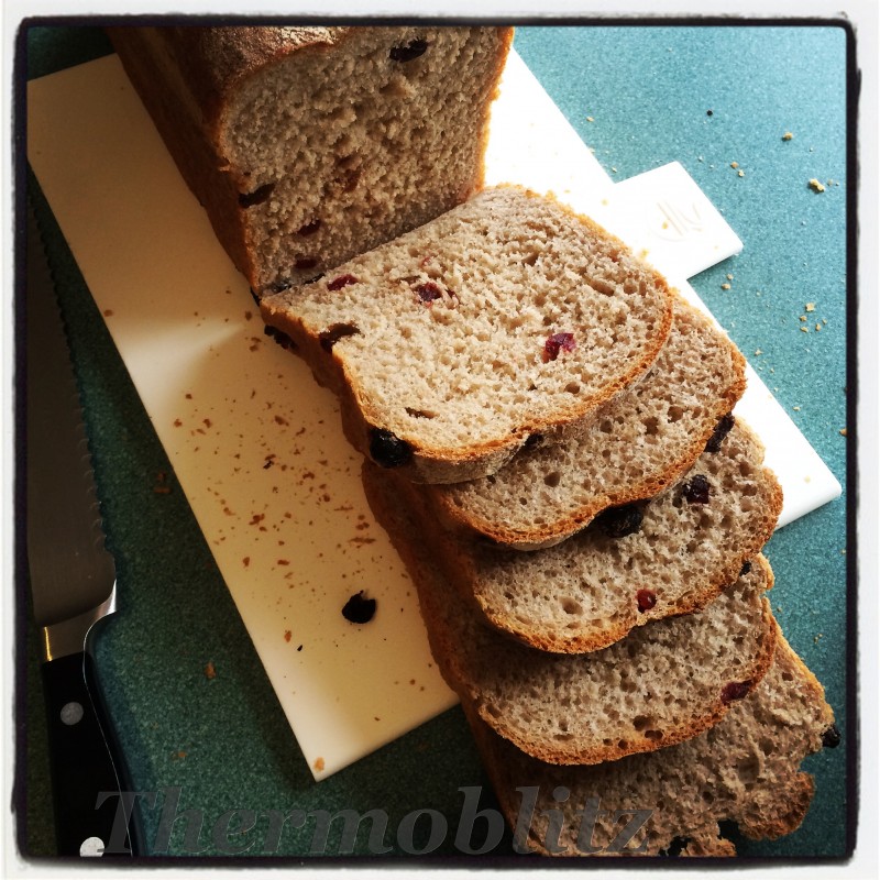 Fruit Toast – MIXING FOOD & LIFE